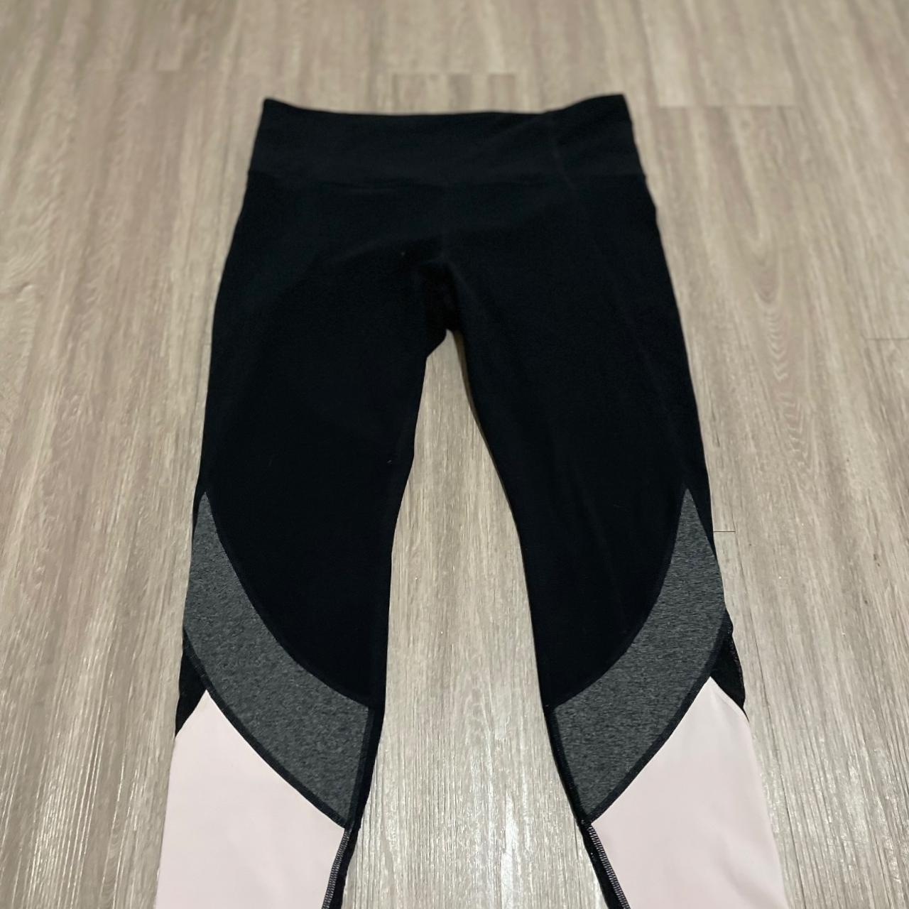 Athleta Gym Leggings - Depop