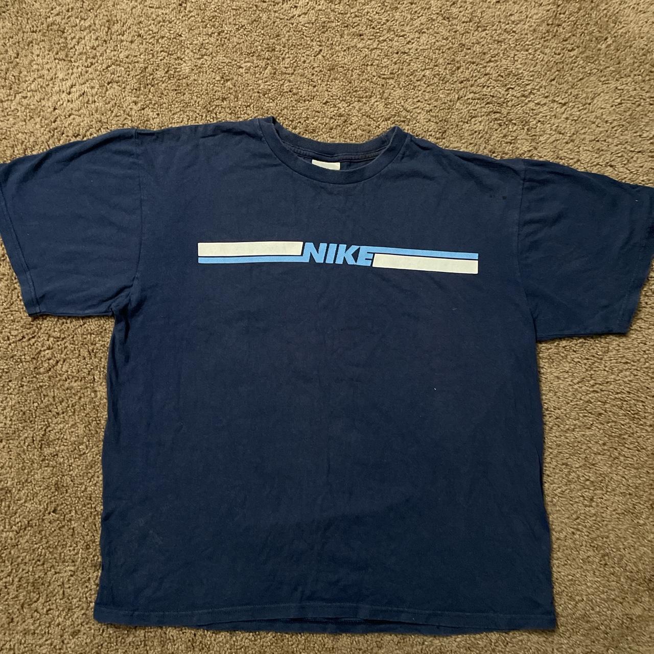 Super vintage retro Nike shirt (100% cotton) - Depop