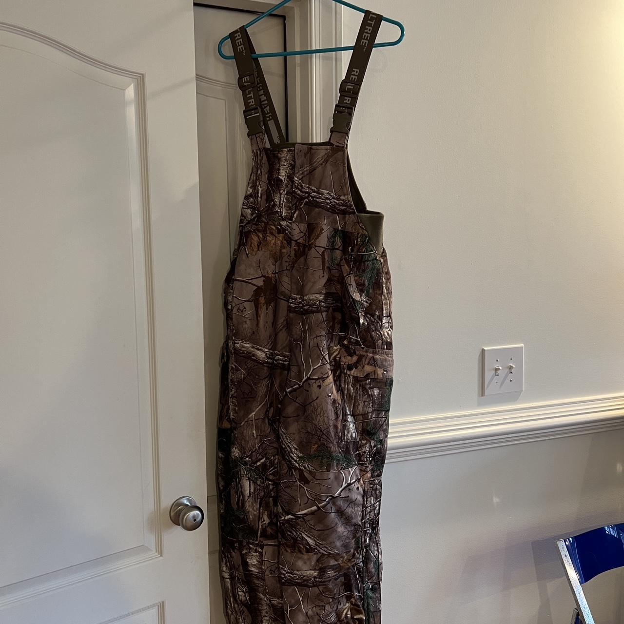 Real tree camo overalls bibs Men’s Medium... - Depop