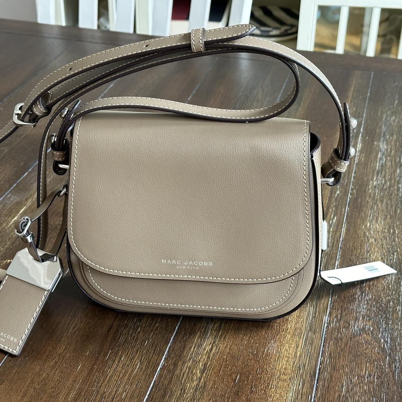 NWT Marc Jacobs Ryder cross body bag $295 MSRP... - Depop