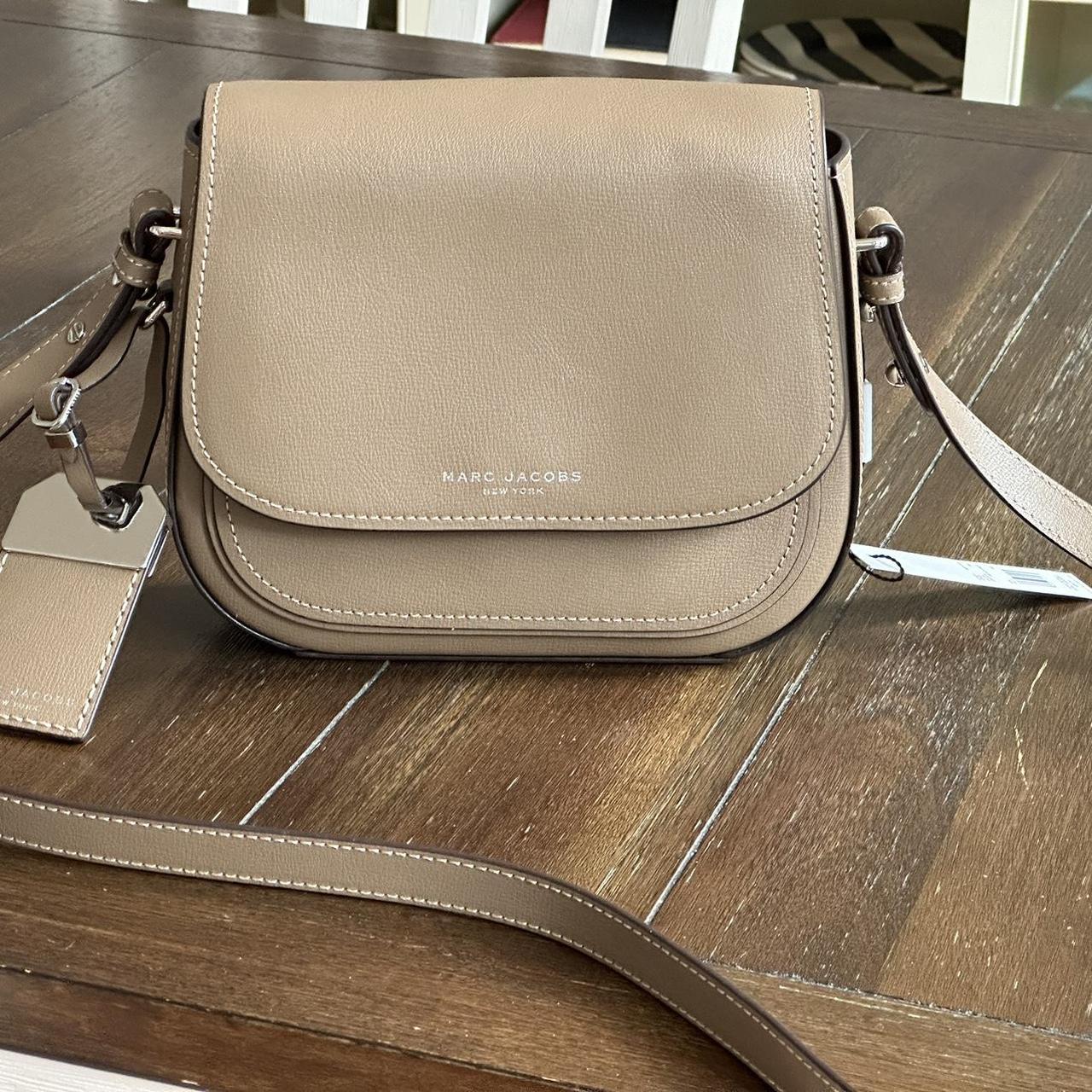 NWT Marc Jacobs Ryder cross body bag $295 MSRP... - Depop
