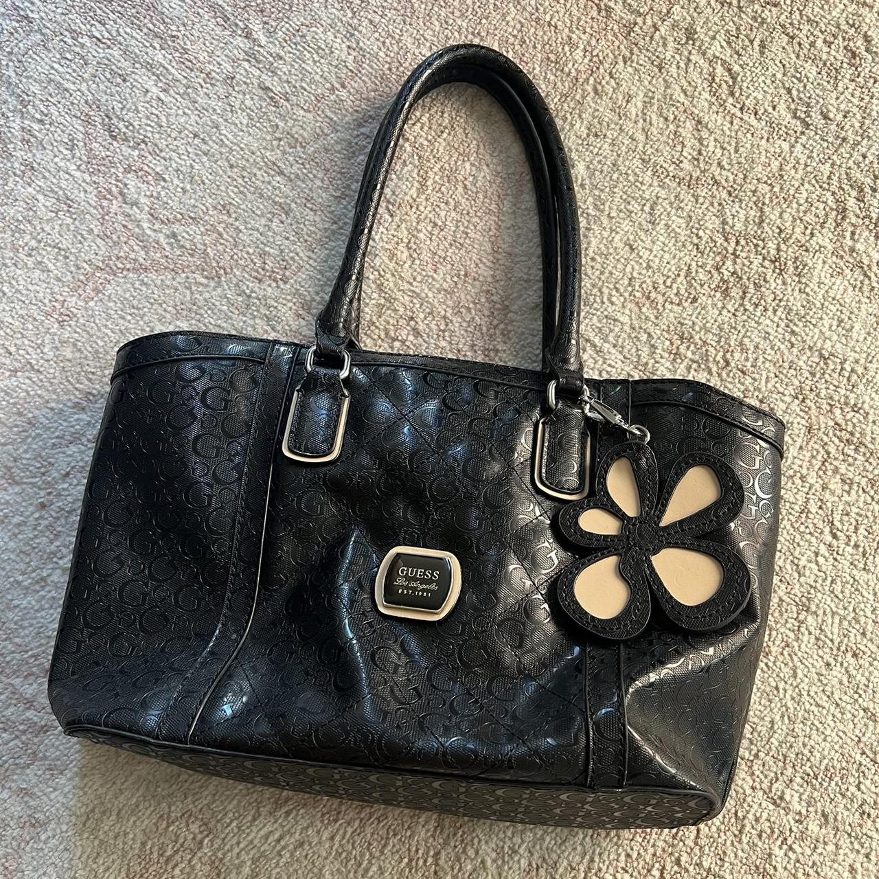 great condition GUESS tote bag super cute flower... - Depop