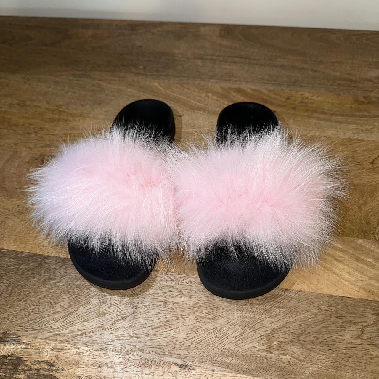 Fashion Nova Women's Black and Pink Slides | Depop