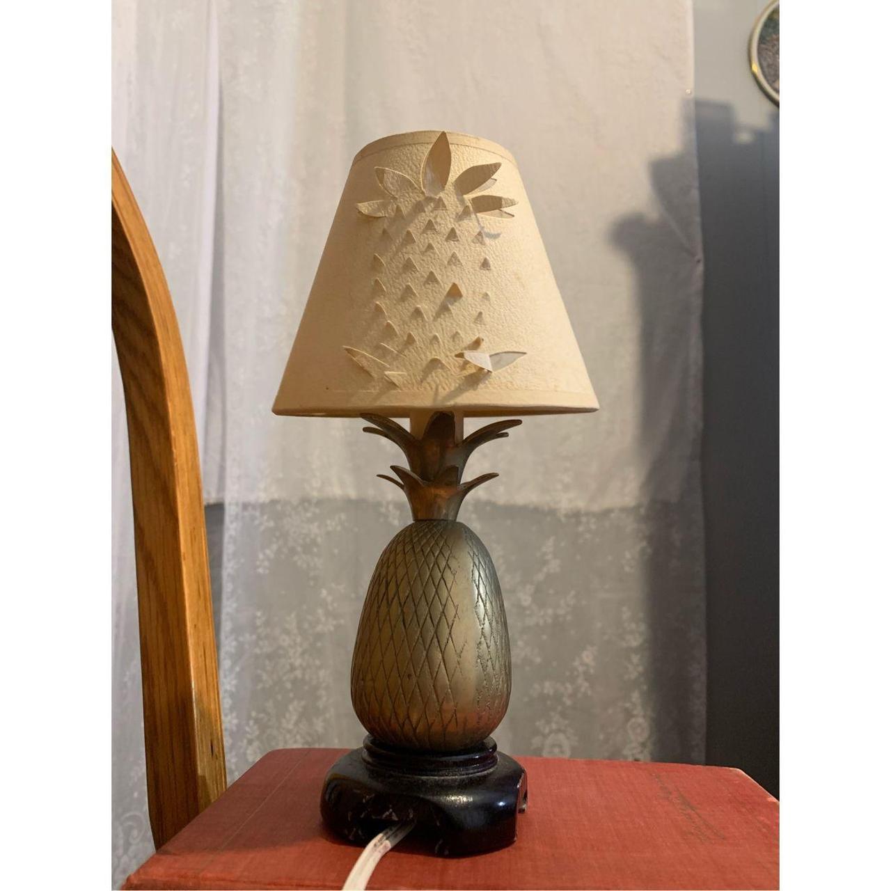 Ananas Electric Pineapple Leaves Accent Lampshade... - Depop