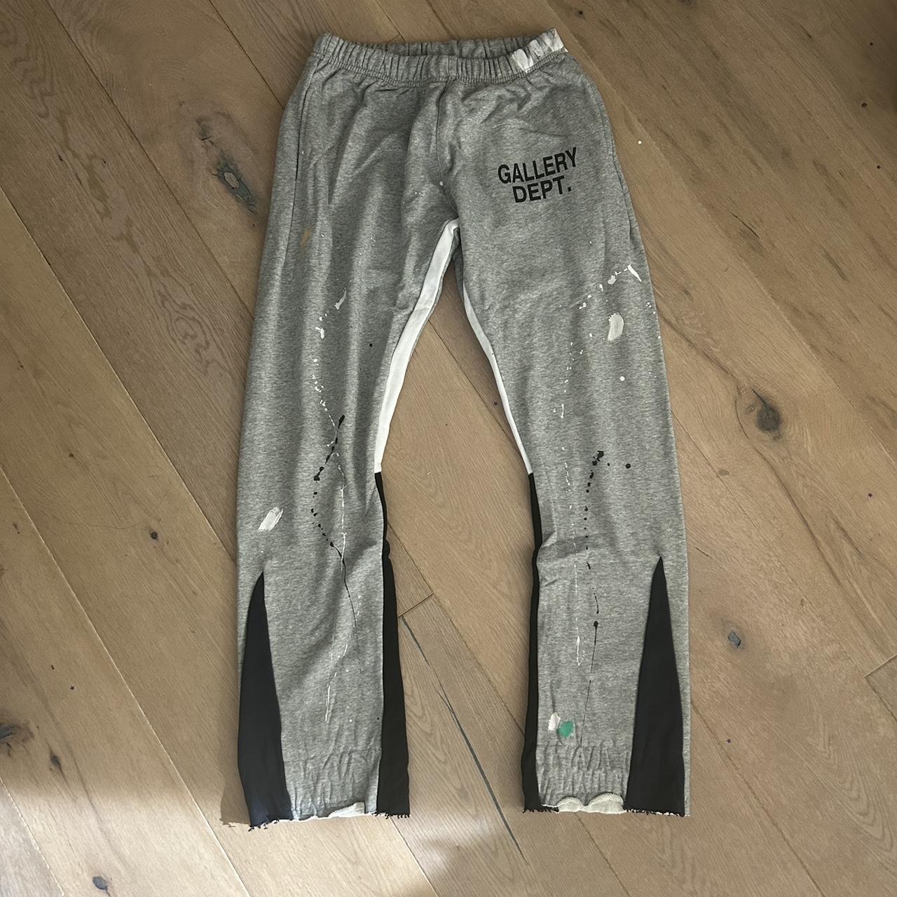 BRAND NEW GREY GALLERY DEPT SWEATS tagged large but... - Depop