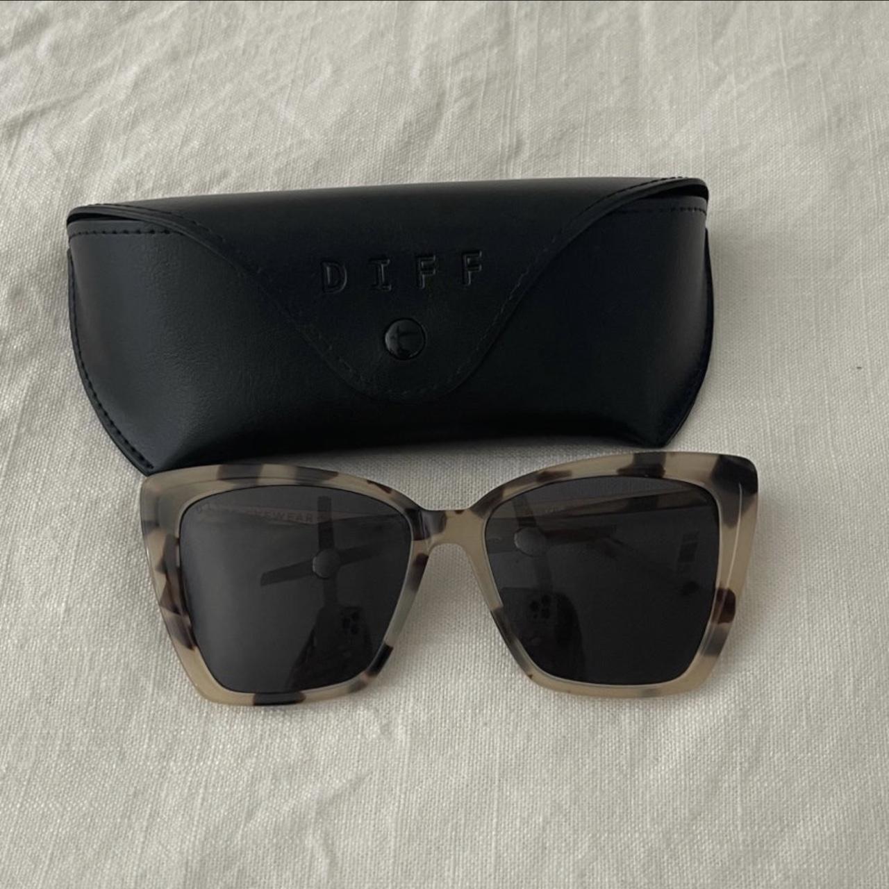 DIFF Women's Cream Sunglasses | Depop