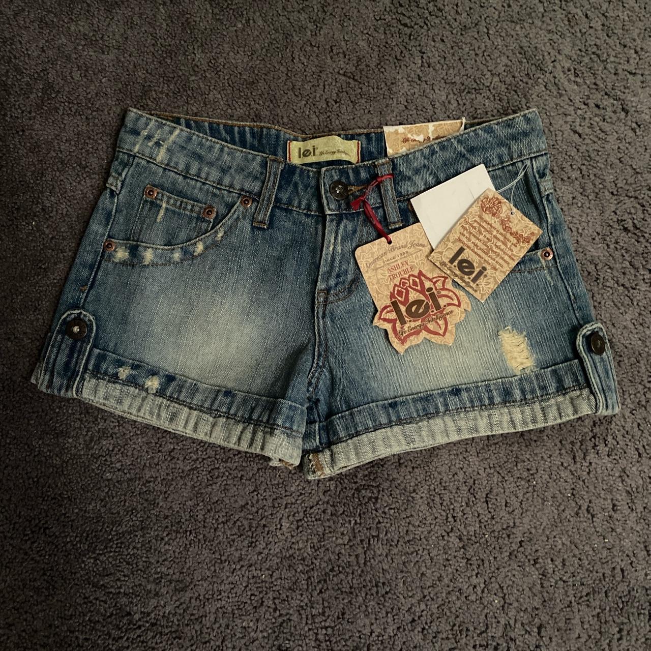 L.e.i shorts super cute low waist with small rips ... - Depop
