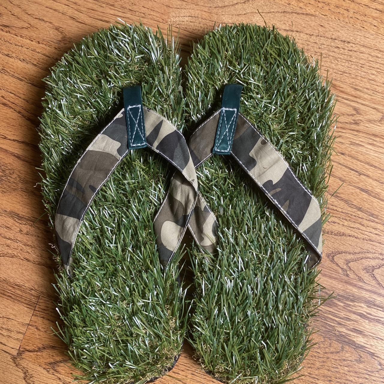 Men’s Size 11 Grass Turf Camo Flip Flops. These were... - Depop