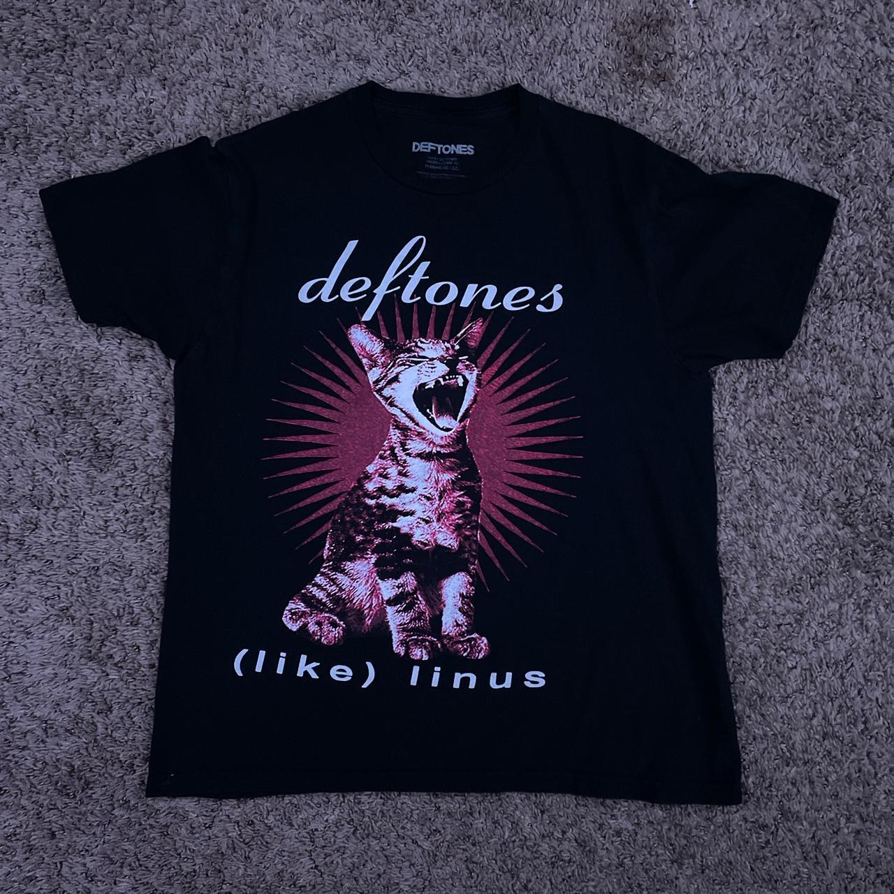 like linus deftones shirt size large fits like a... - Depop