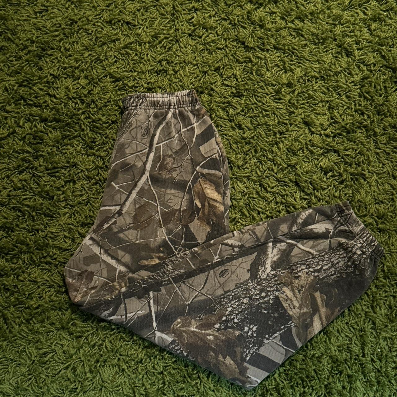 Vintage realtree camo sweatpants #camo... - Depop