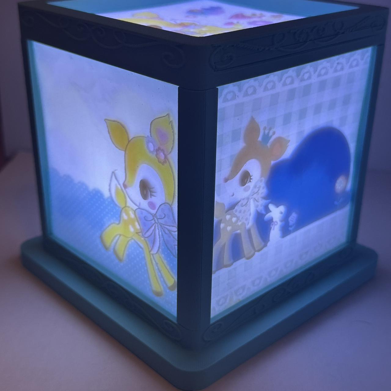 hummingmint light up lithophane box! camera is bad... - Depop