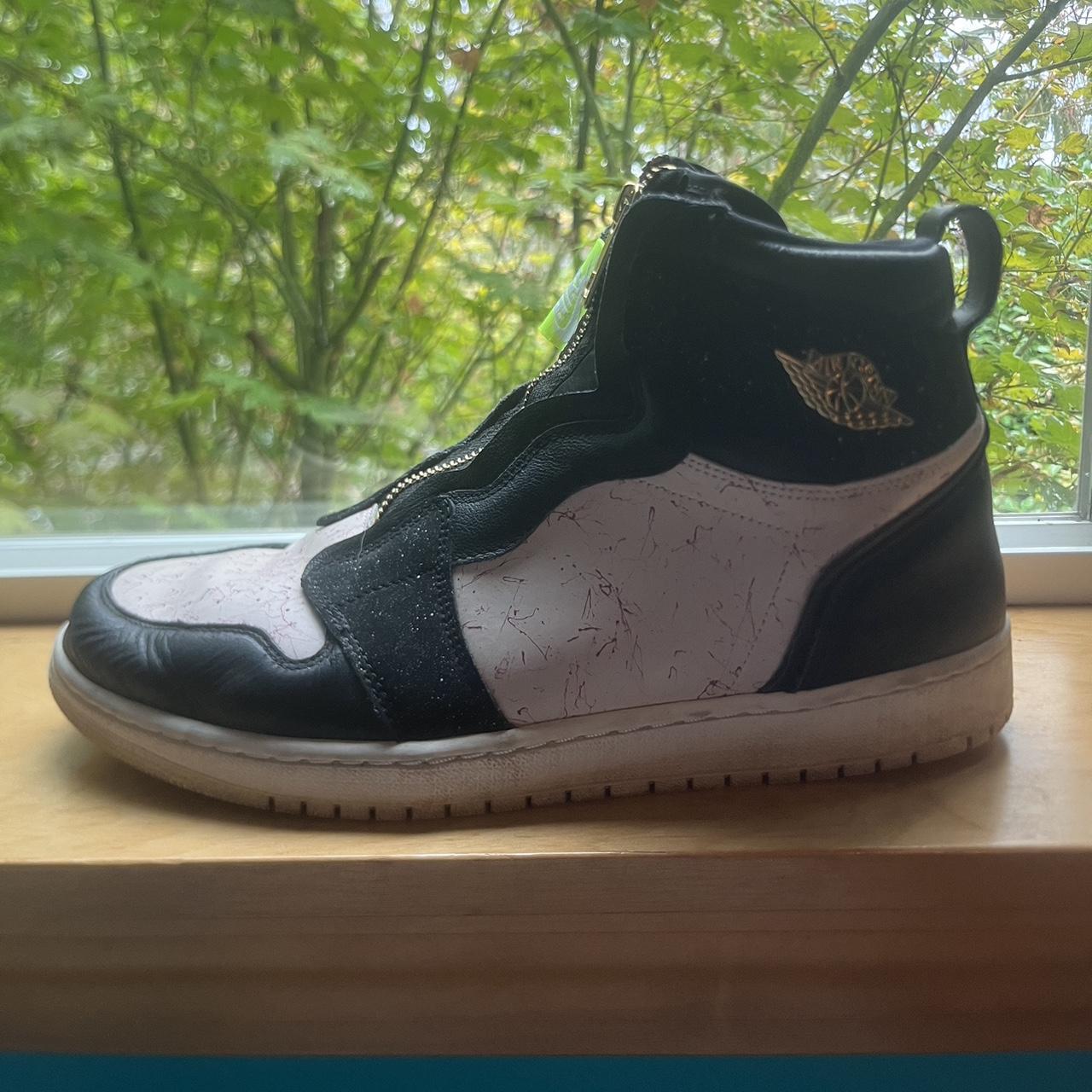 Weird jordan’s i thrifted $300 - $800 to get them... - Depop
