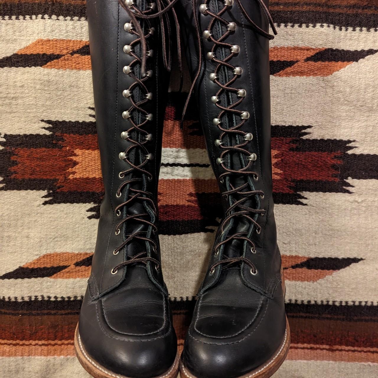 Redwing Women's Black Boots | Depop