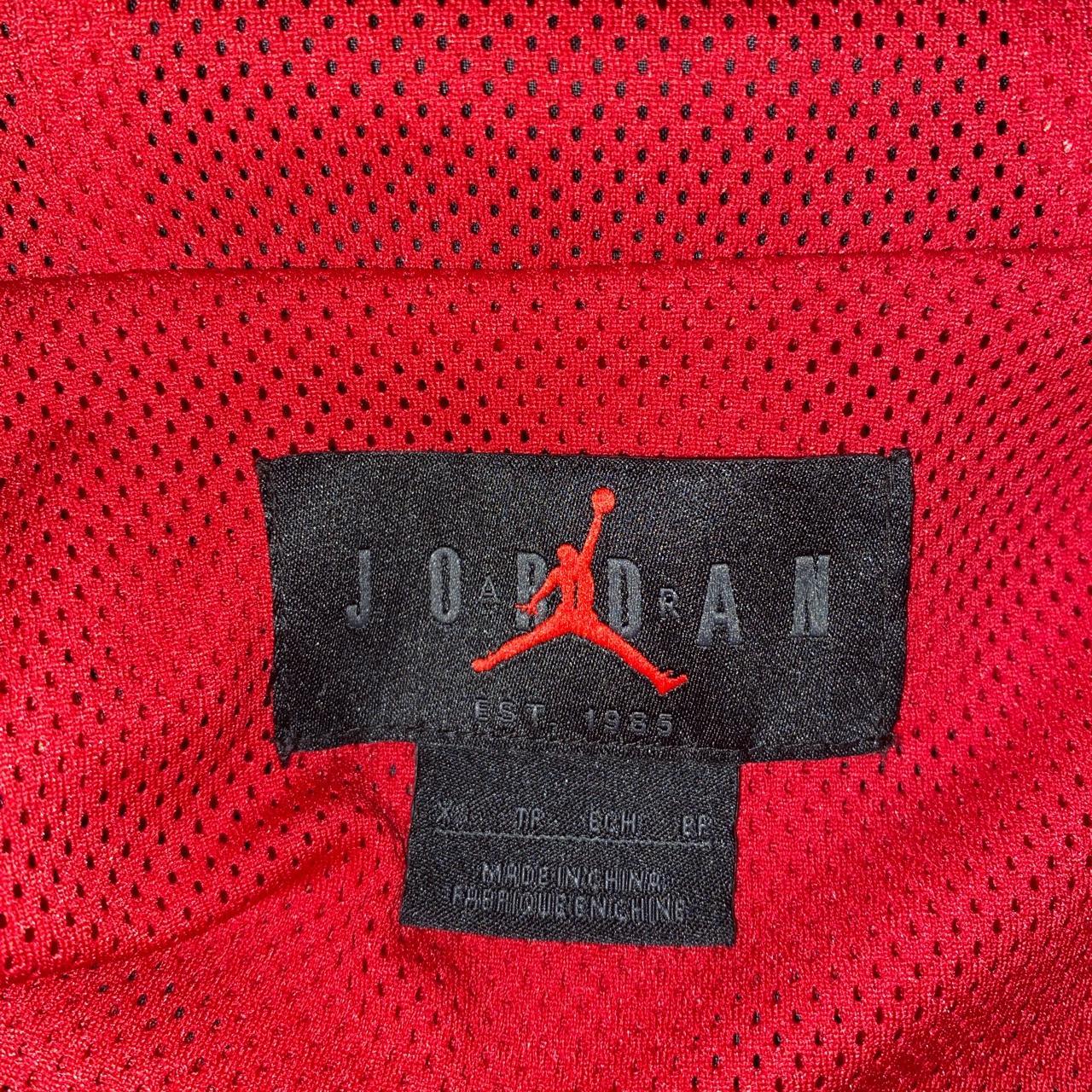 Jordan Windbreaker Never Worn - Depop