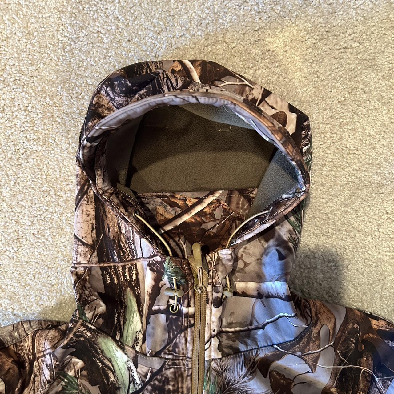 Crazy realtree camo rain jacket/ wind breaker Fits... - Depop
