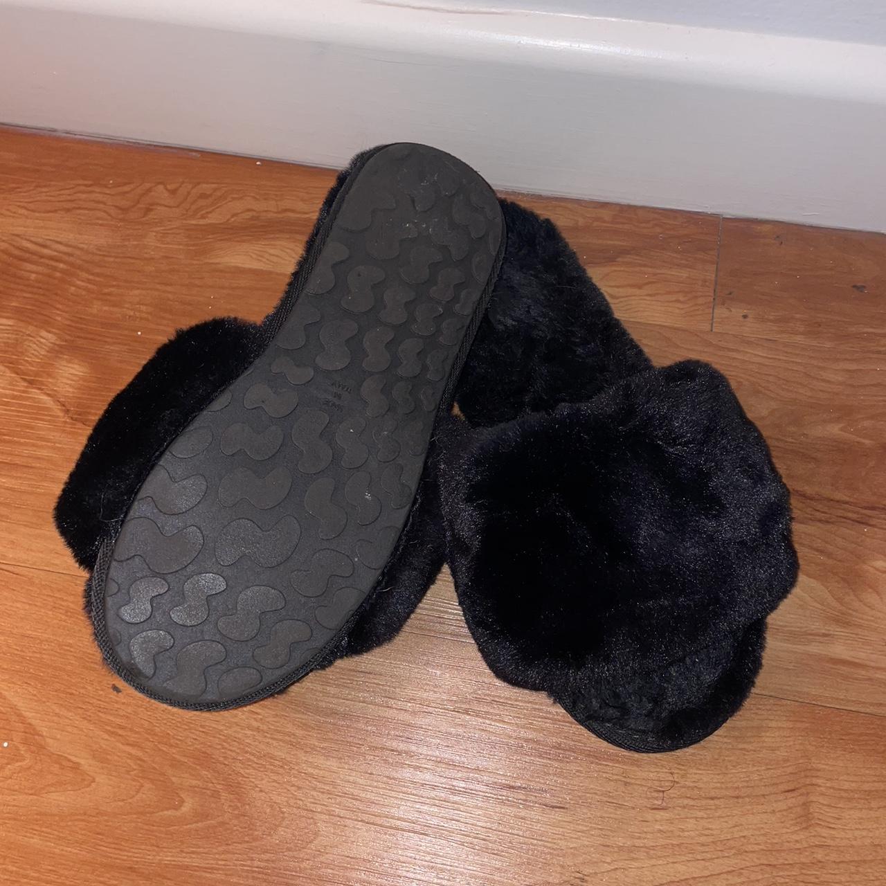 Skims Women's Slides | Depop