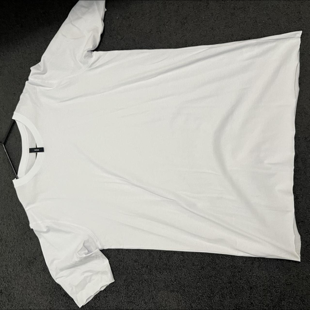 white blank tee shirt size L baggy fit really good... - Depop