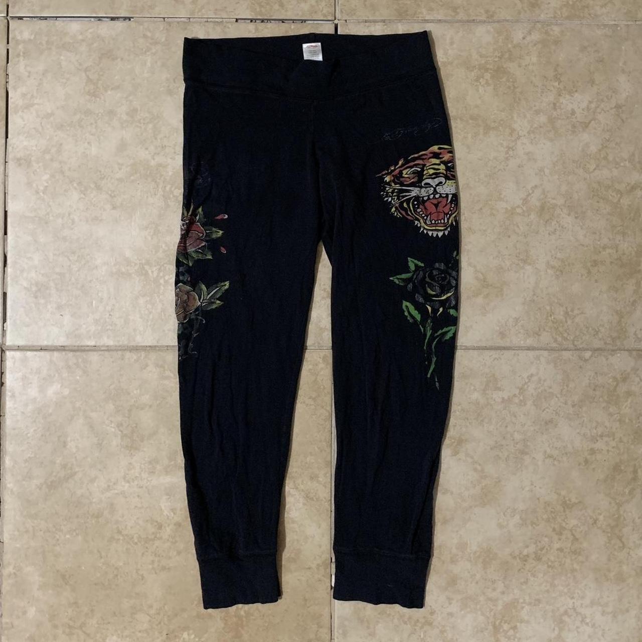 ED HARDY Y2K Black Capri Cropped Leggings Women's Sz... - Depop