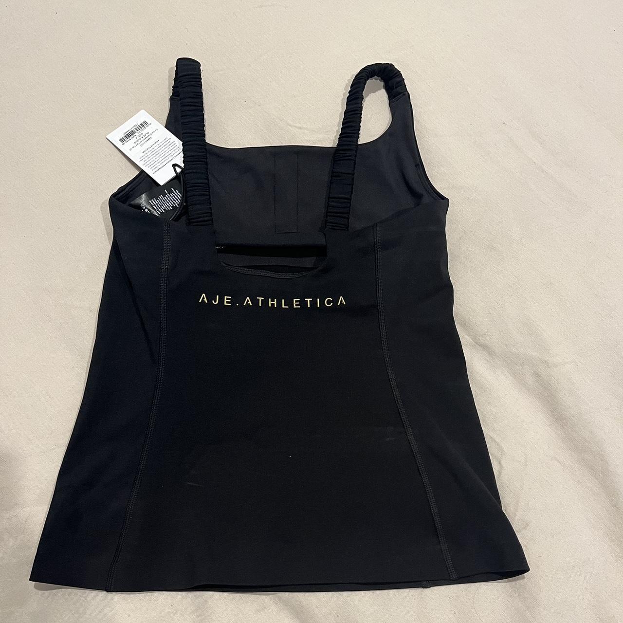 2 Tops Aje Athletica - Depop