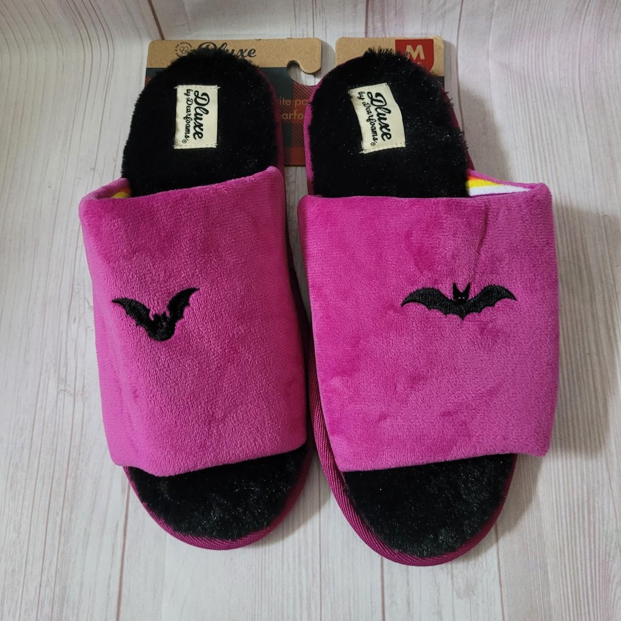 Halloween Dearfoams Bat Slippers New 7/8. Size... - Depop