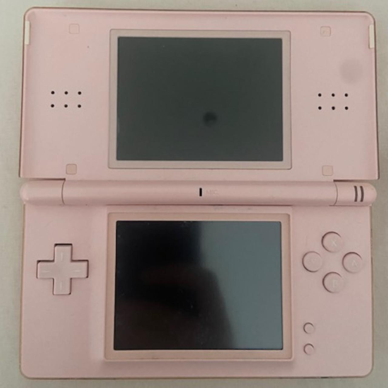 Japanese pink nintendo ds lite (in perfect... - Depop