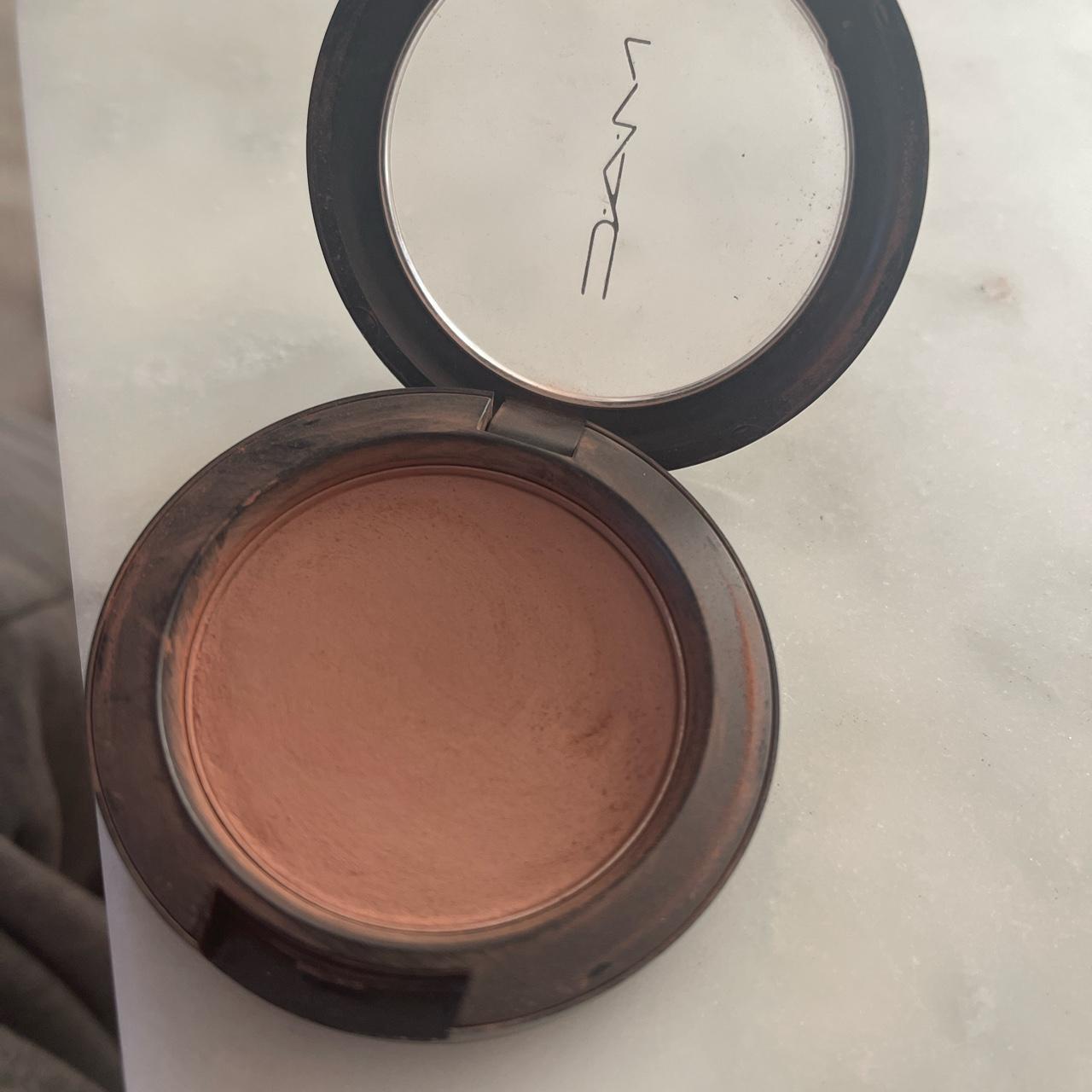 Mac blusher in shade Harmony- can be used as contour... - Depop