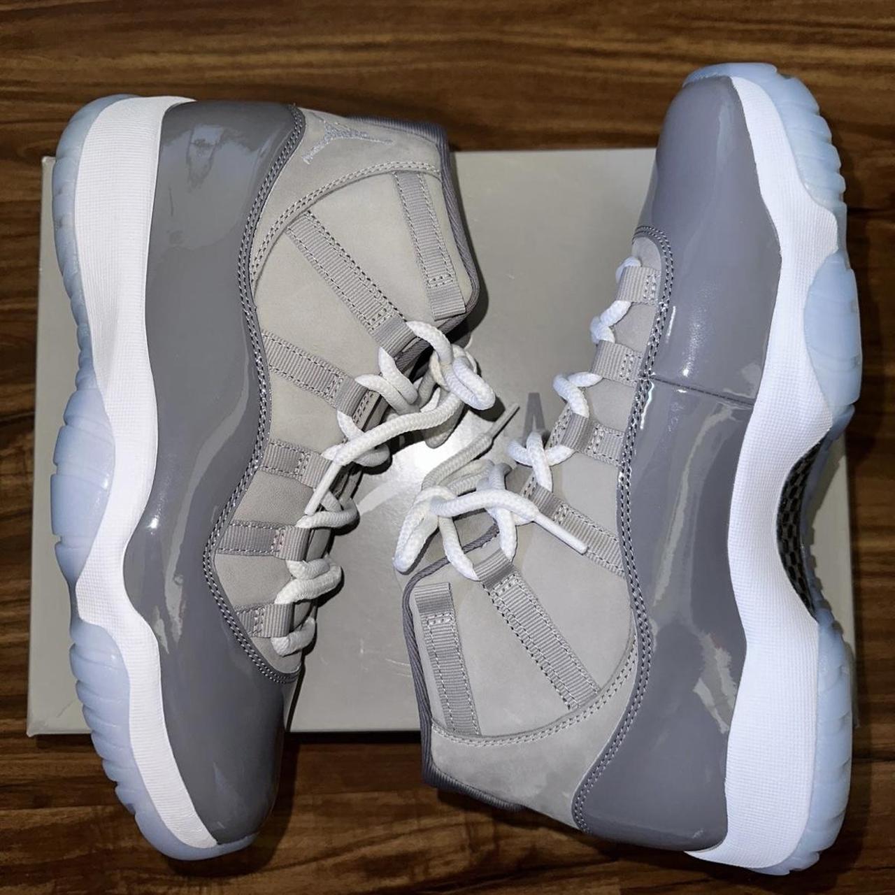 Jordan Men's Grey and White Trainers | Depop