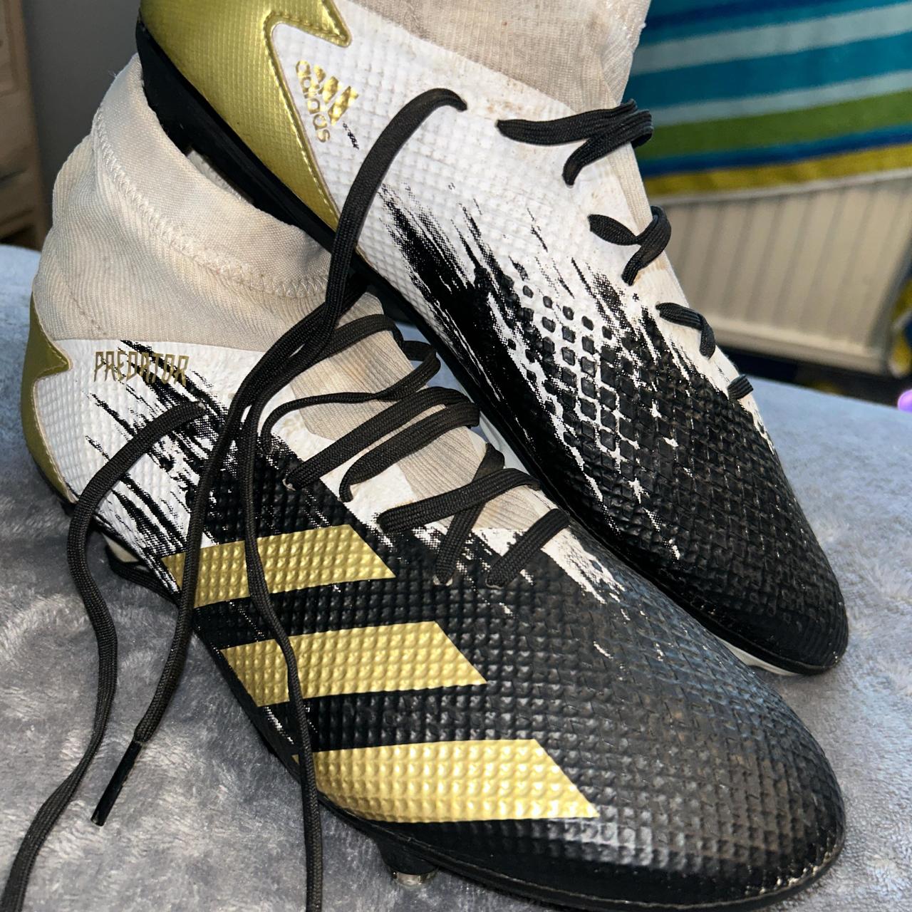 Black white and gold pair of adidas predators size 9... - Depop