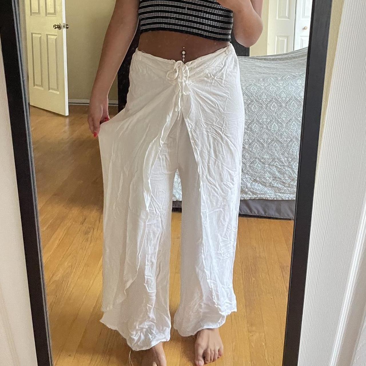 White flowy pants with a tie up front #beach... - Depop