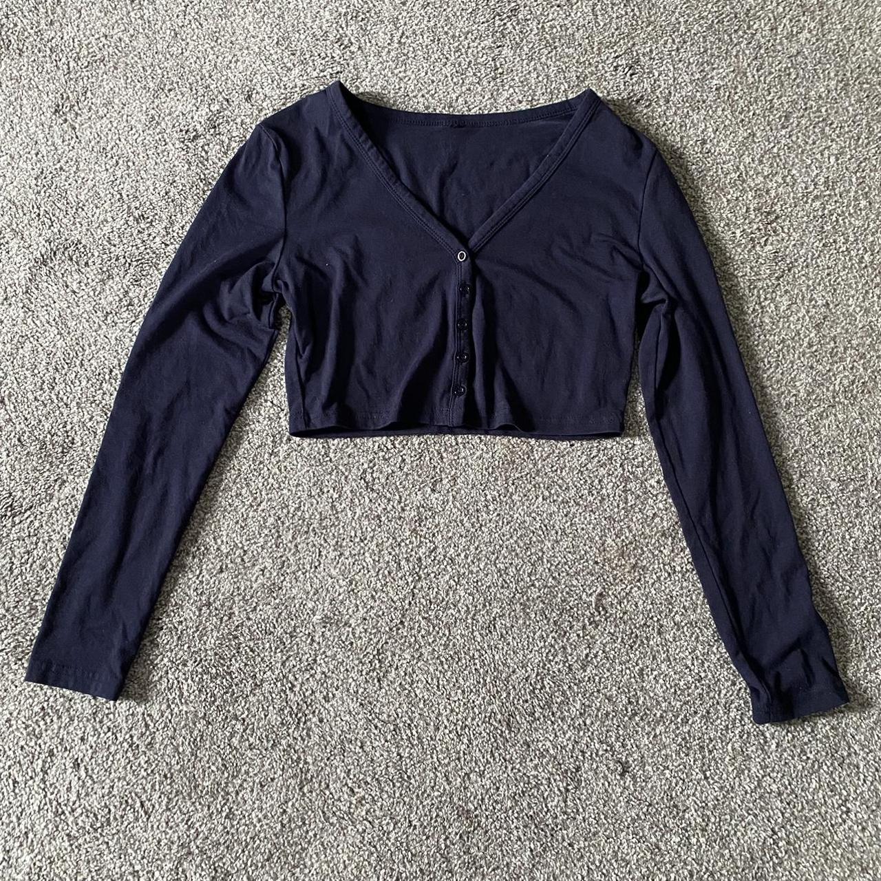 SHEIN Women's Navy Crop-top | Depop
