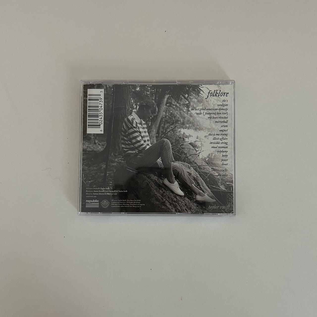 taylor swift folklore cd! 💌 perfect condition,... - Depop