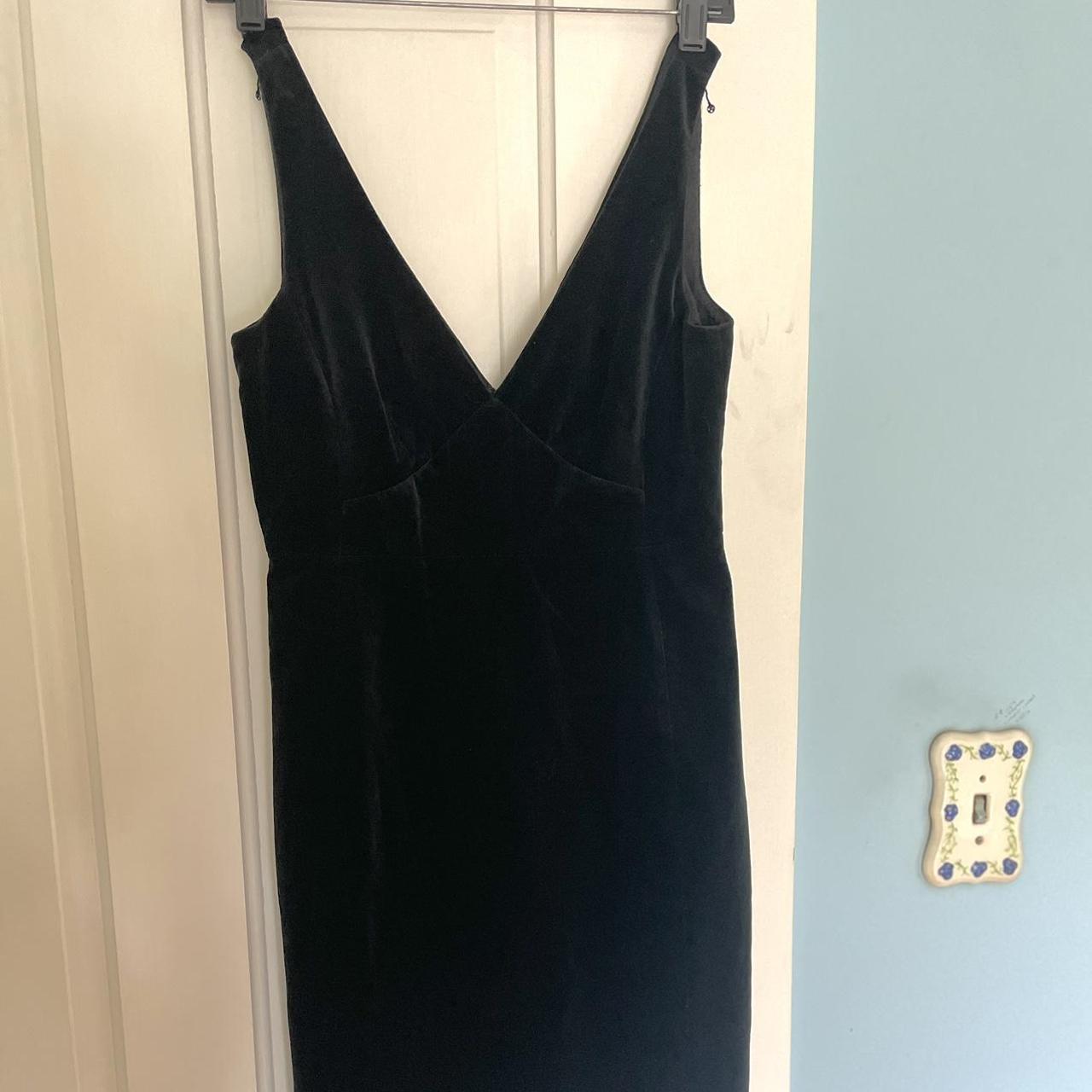 Vintage J Crew Velvet Mini Dress Back zipper/eye... - Depop Vintage J Crew Velvet Mini Dress Back zipper/eye... - Depop