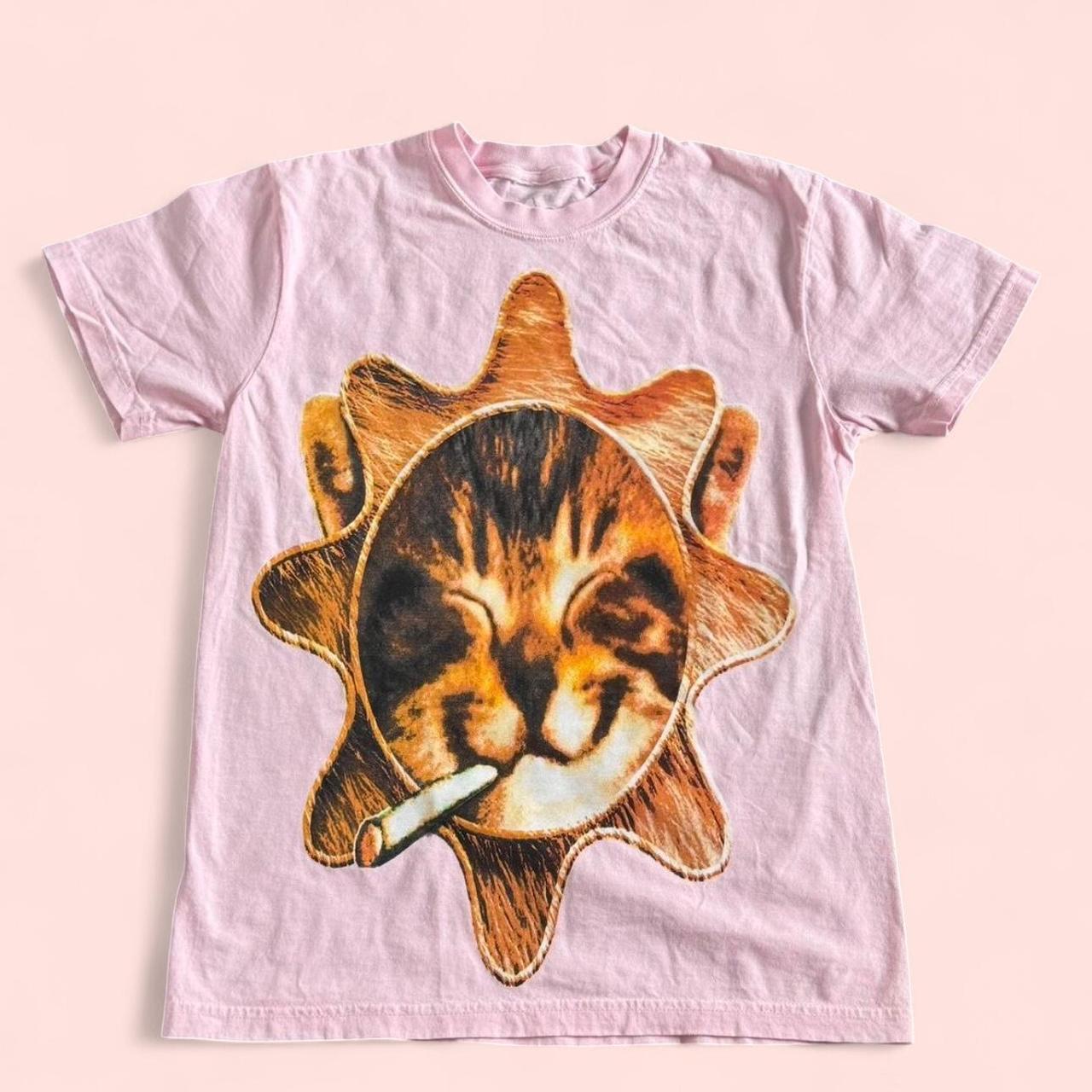 che - glo cat tee sayso says tour... | Depop