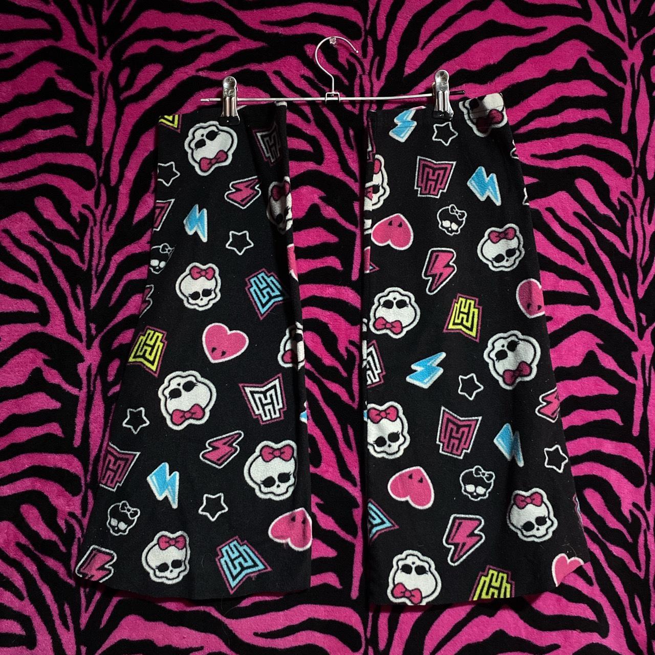 Monster high leg warmers Good condition no flaws... - Depop