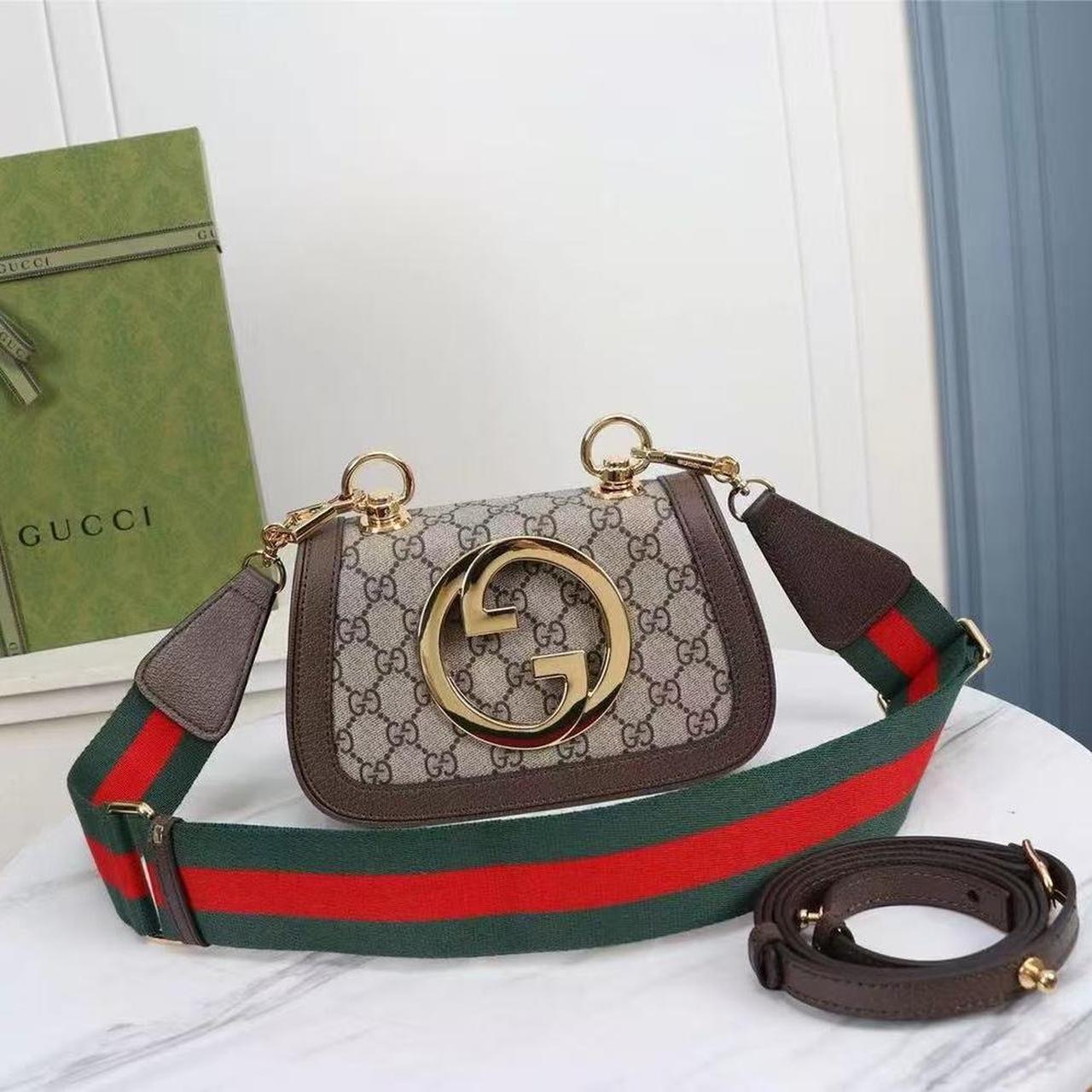 Elegant , fancy Gucci purse | Depop