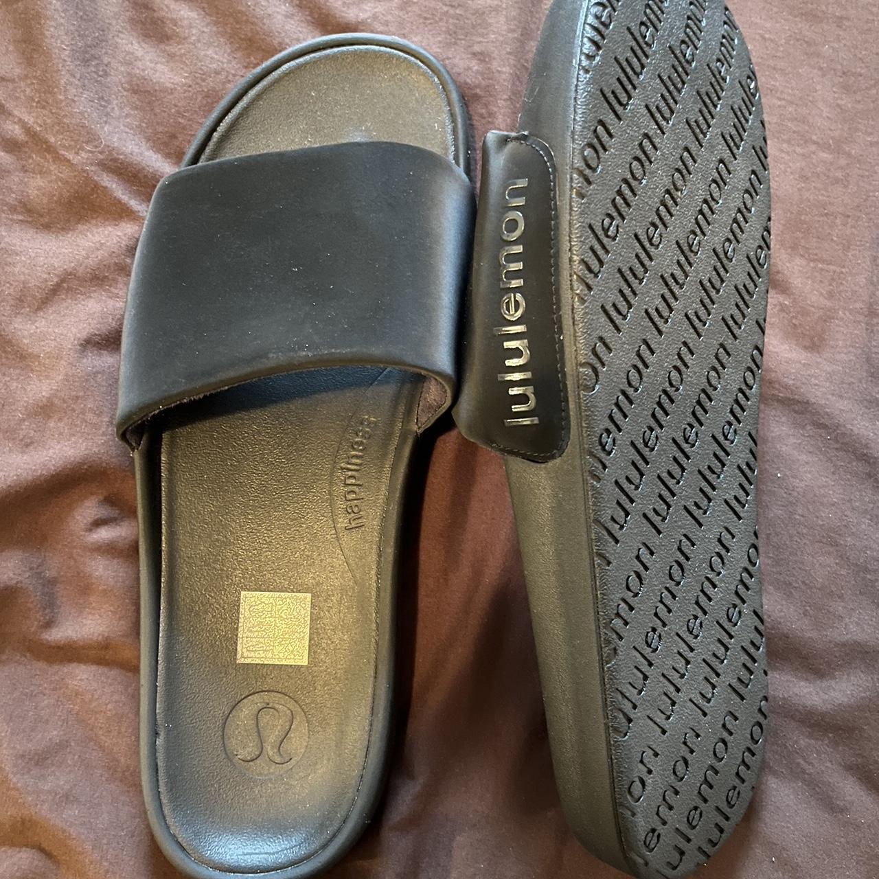 Lululemon Slides NEVER WORN - Depop