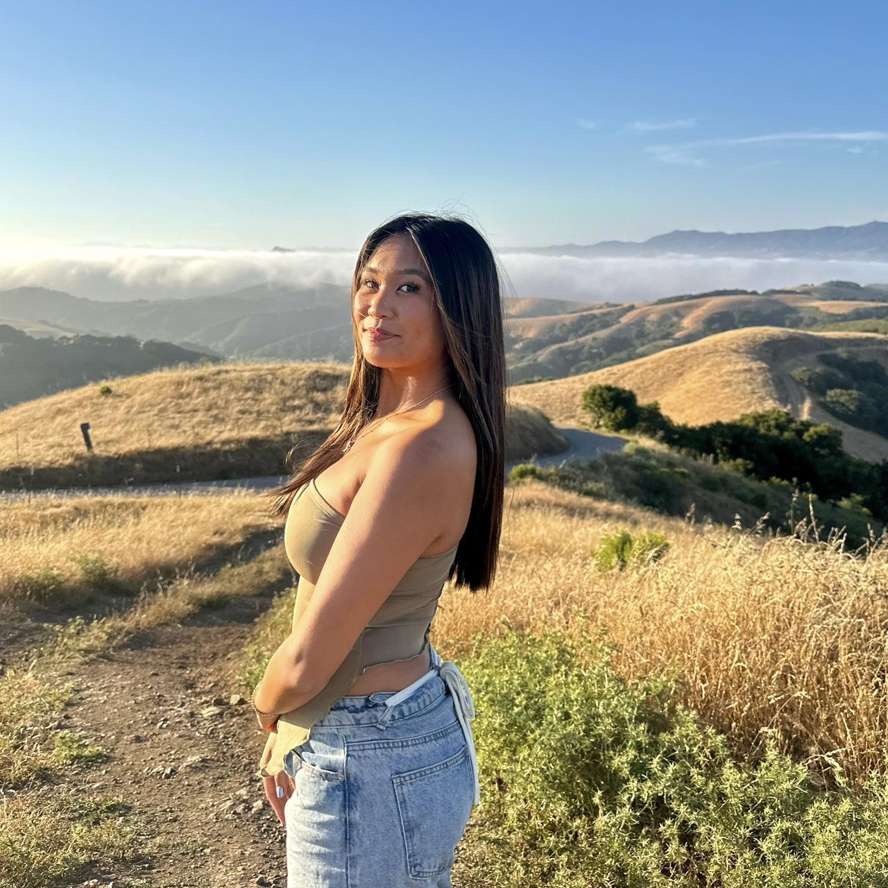 ⭐️MEET THE SELLER⭐️ hi guys, i’m zoë and i’m from the... - Depop