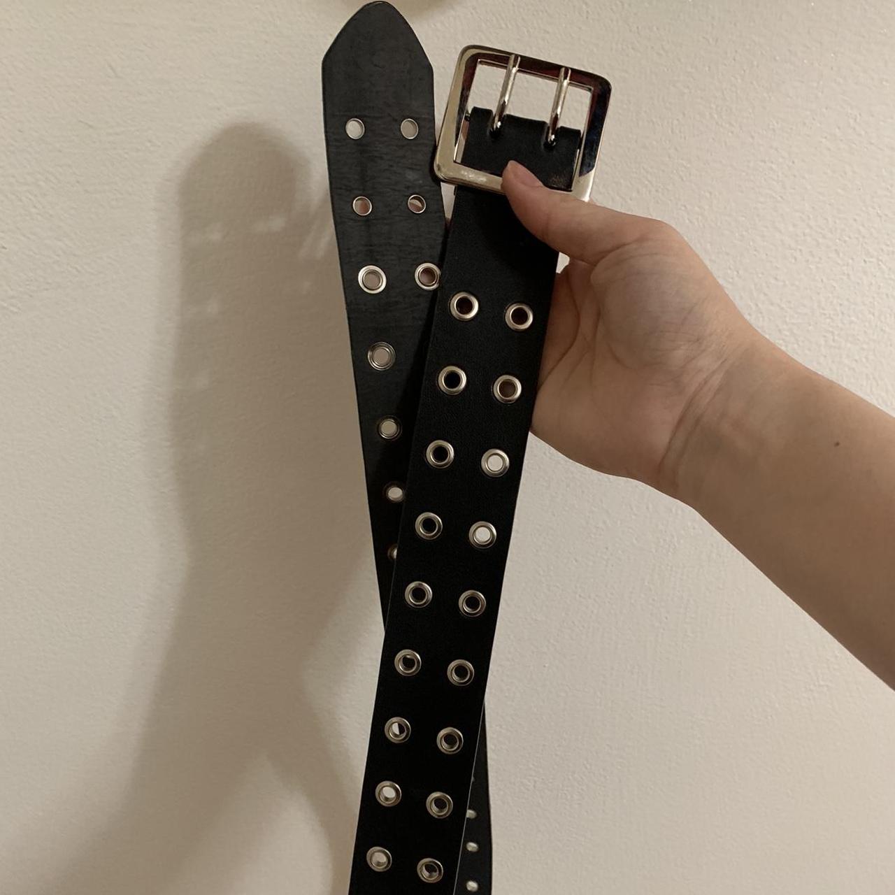 Basic staple belt! Very very small sight of wear... - Depop