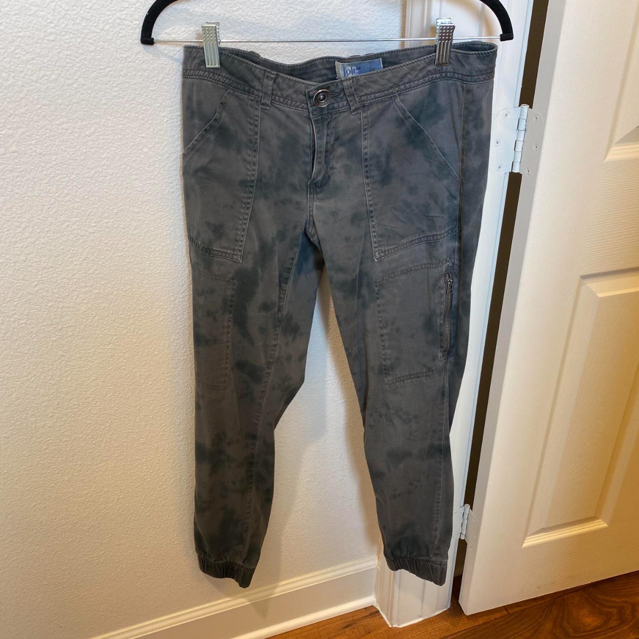 Jolt Jeans Size 5, fits up to a 28 inch waist. - Depop