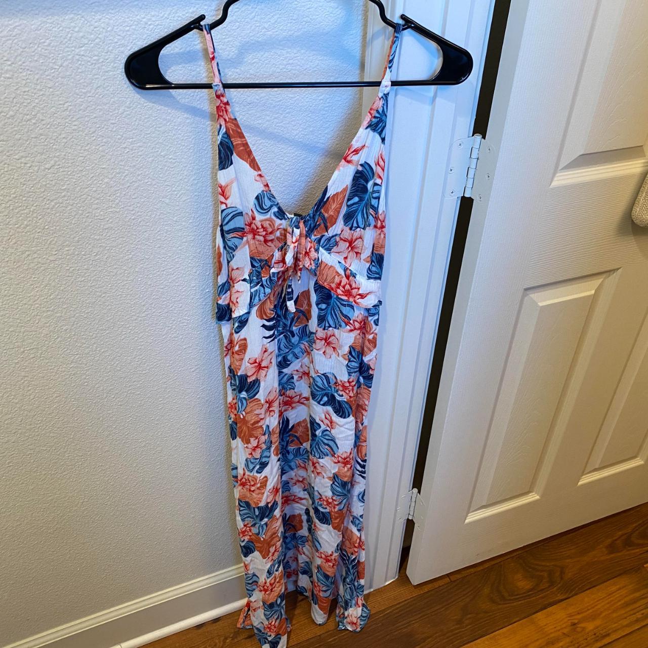 Roxy Floral Maxi Dress Size XS - Depop