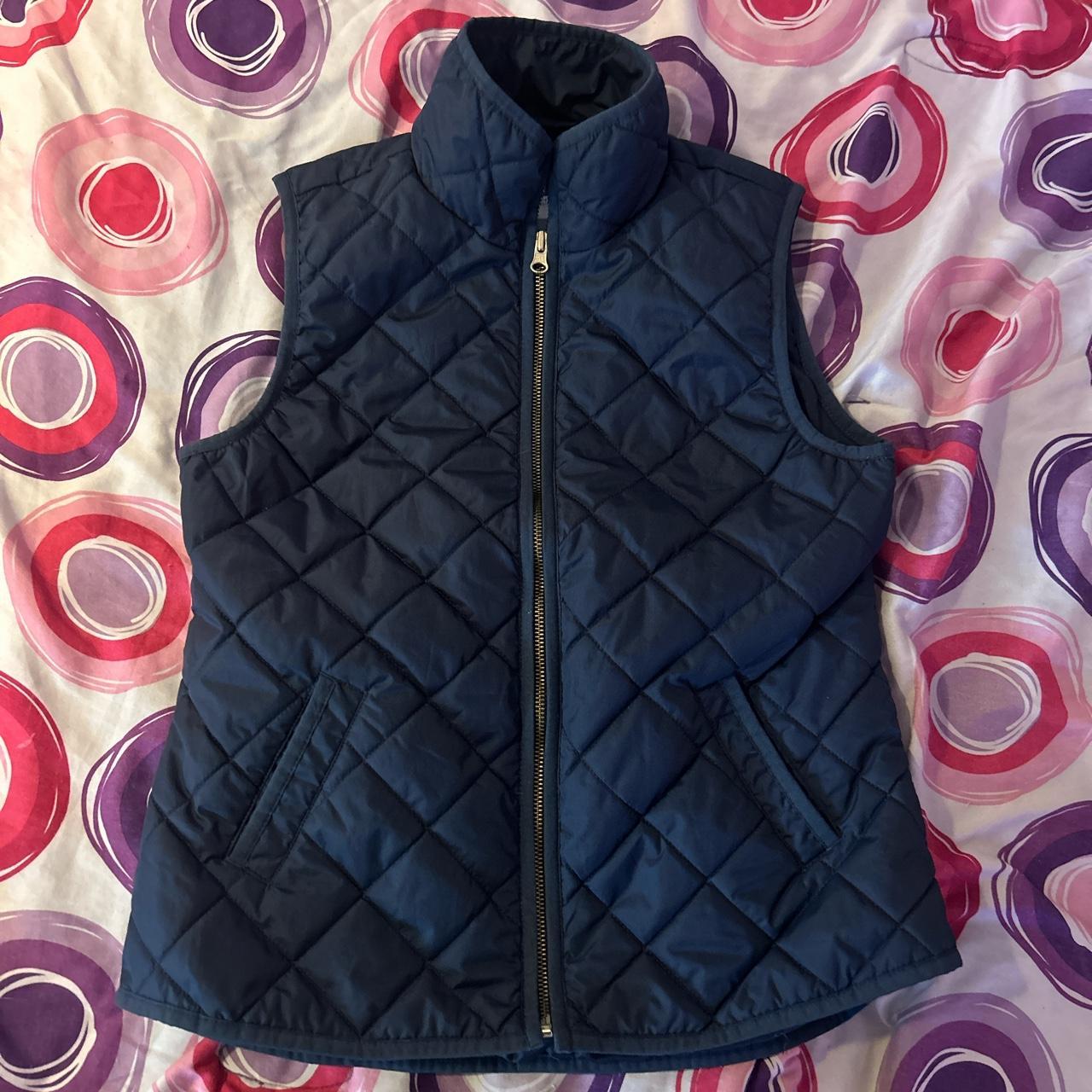 NAVY BLUE PUFFER VEST -never worn - Depop