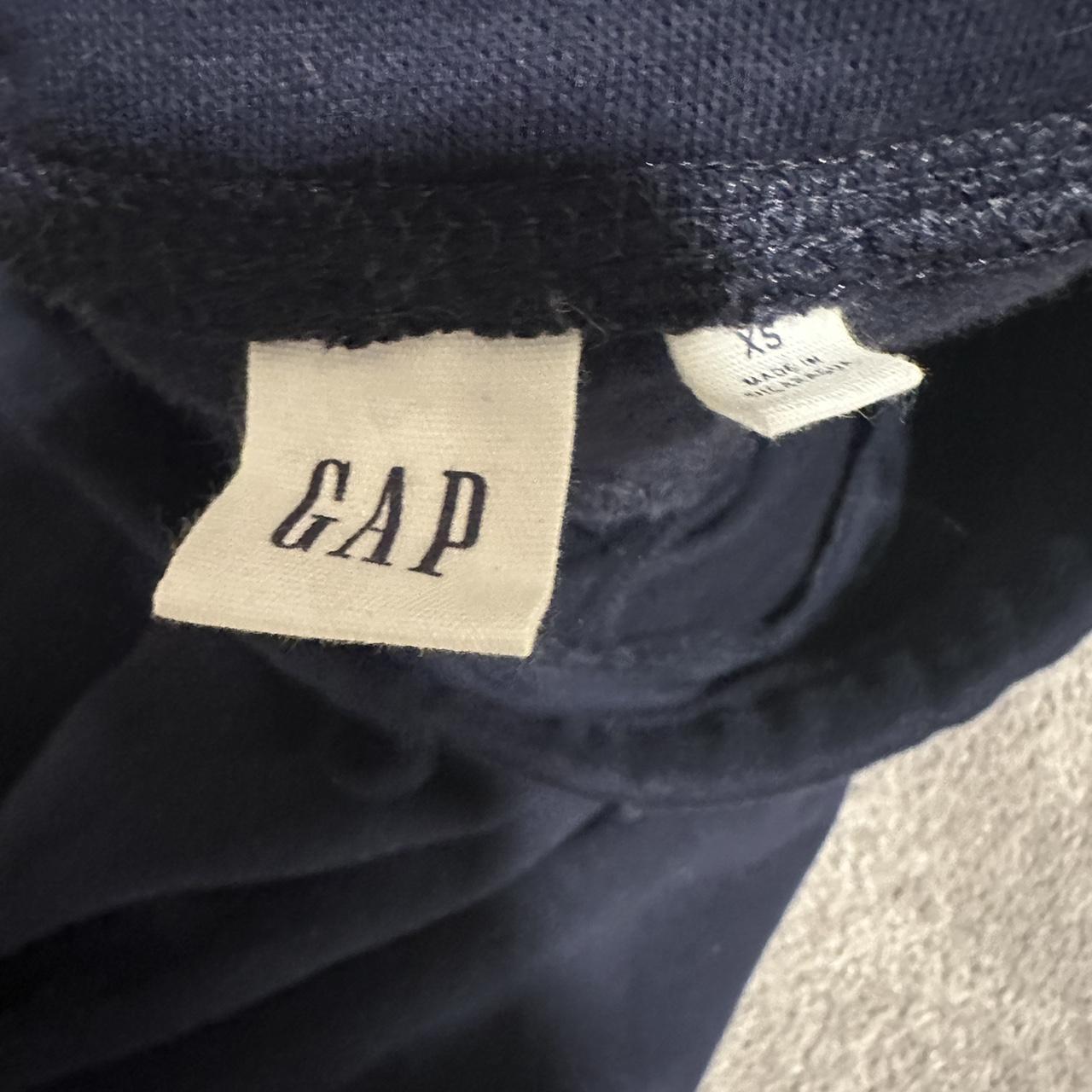 Gap navy Tracksuit pants, in very good condition... - Depop