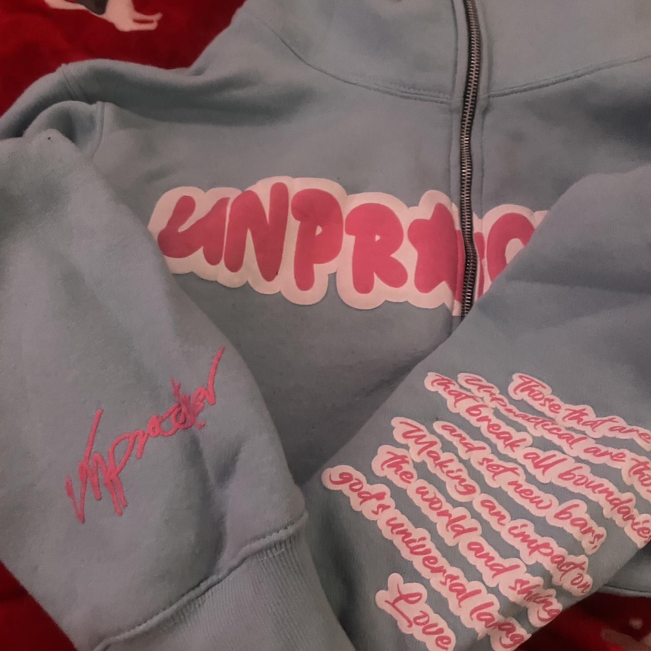 unpractical 3d print zip up worn a couple times too... - Depop