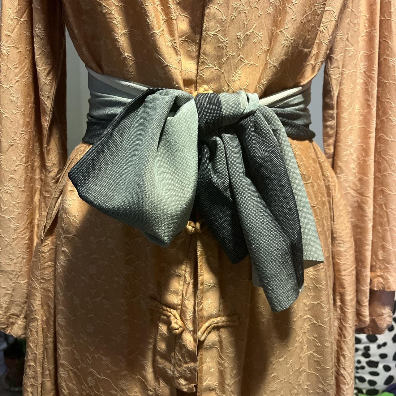 Gray woven ombré Japanese obi fabric 2 pc. - Depop