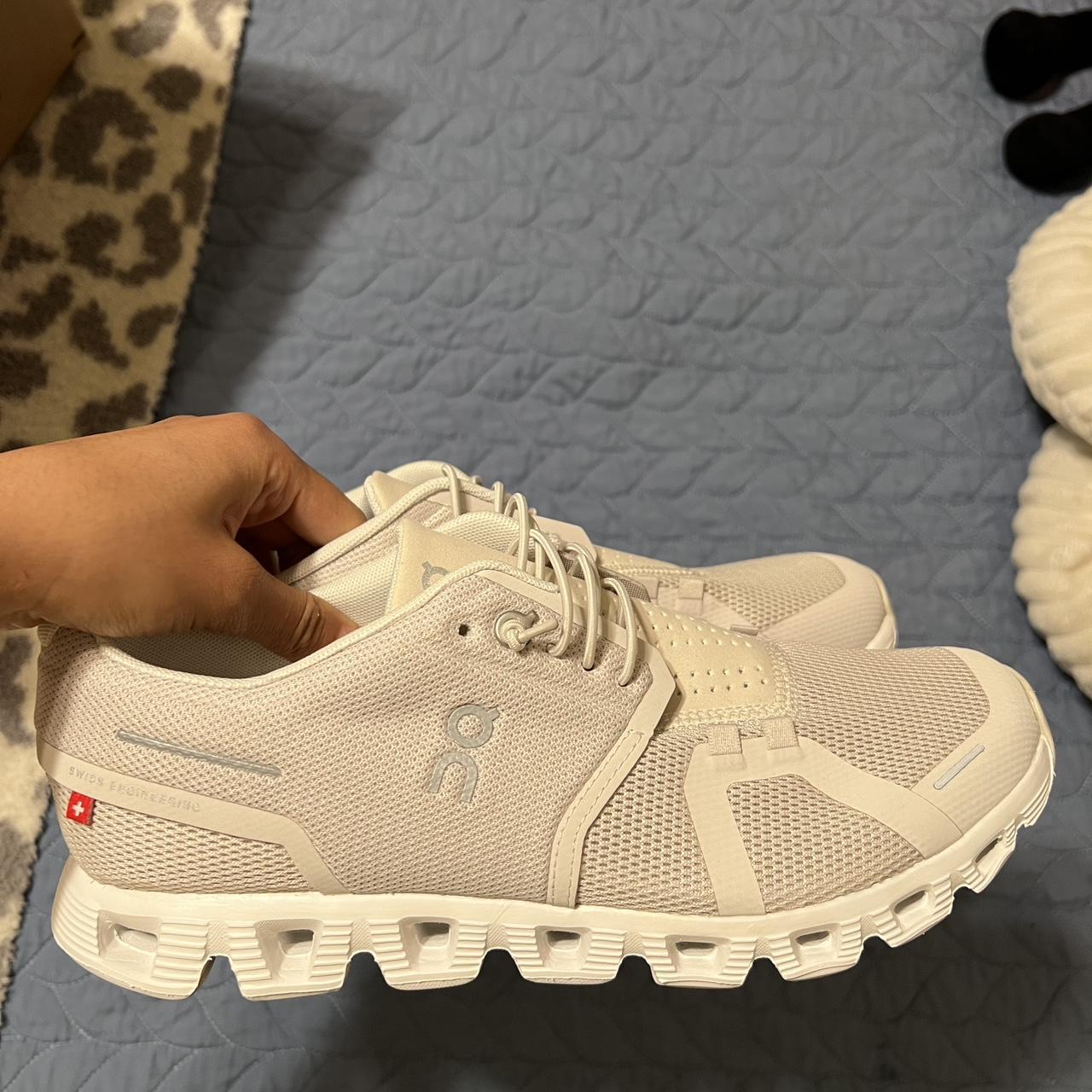 Brand new on clouds Women’s 8.5 #onclouds #docs... | Depop