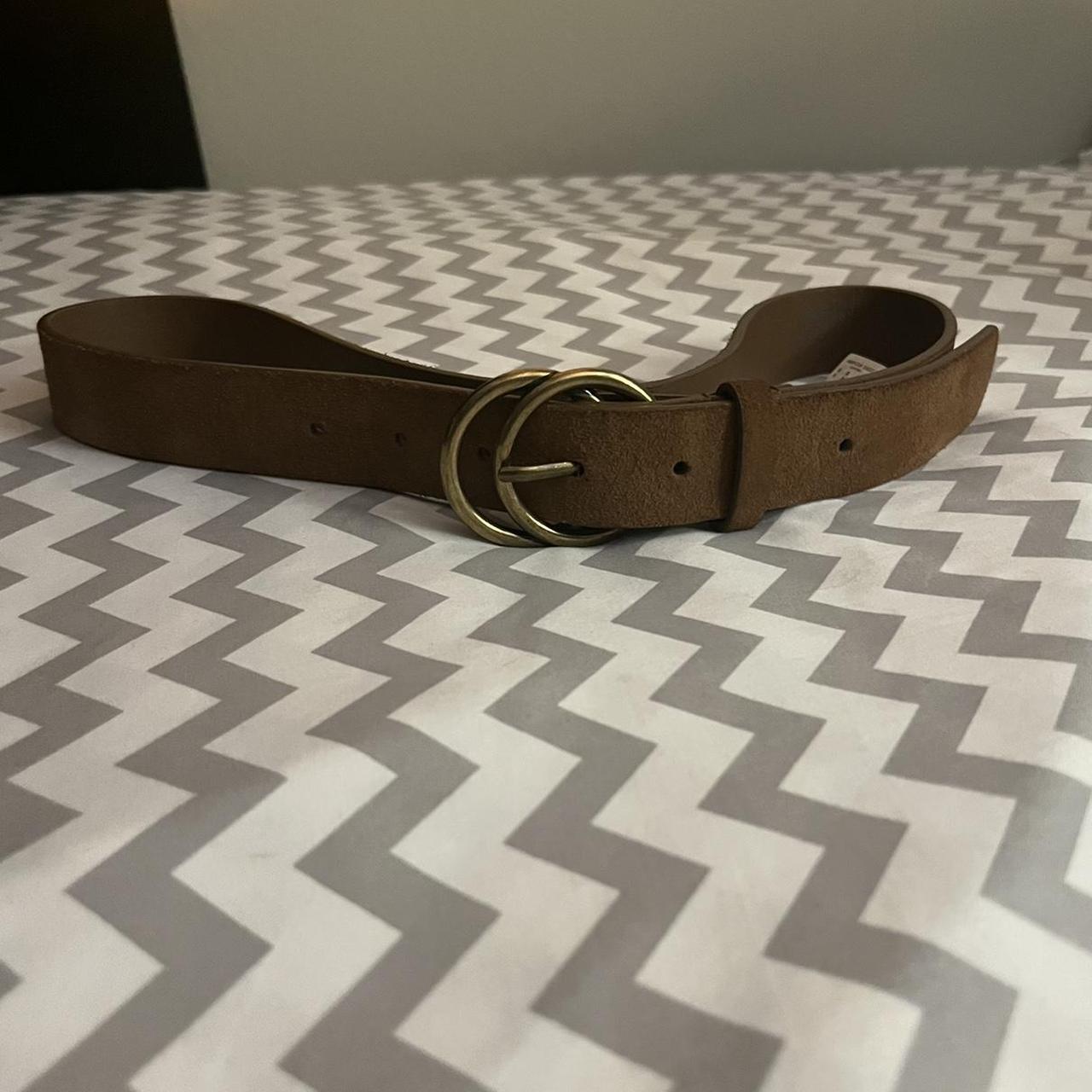 brown double hoop belt - size medium - new never... - Depop