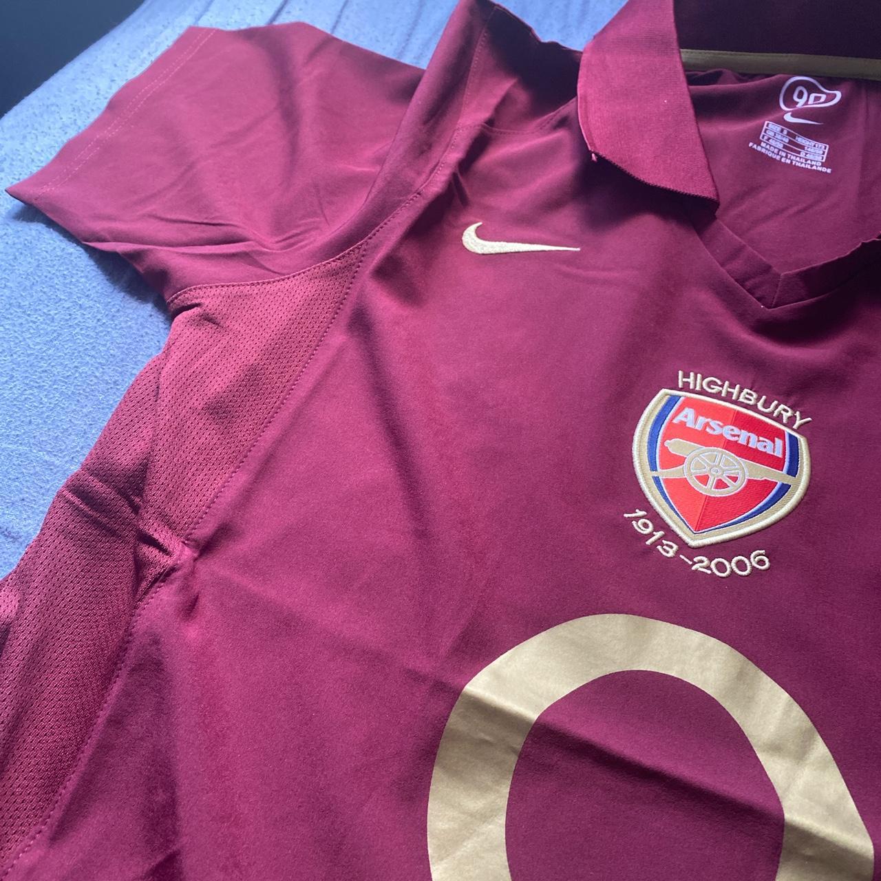 arsenal retro kit 05/06 - Depop