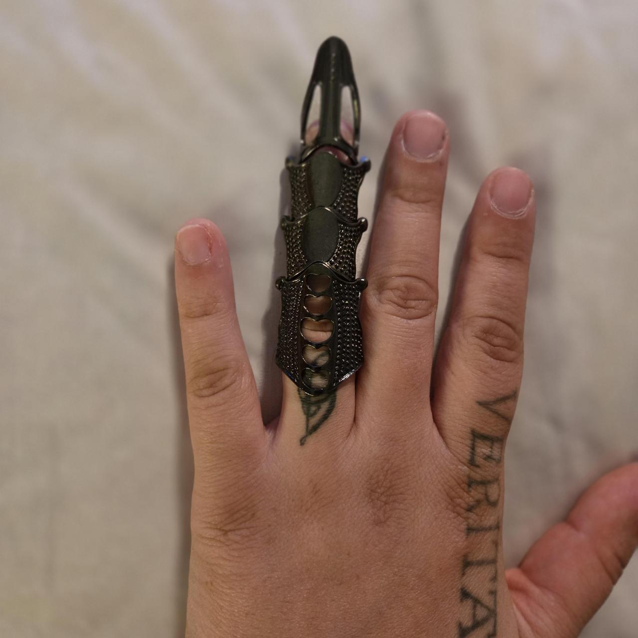 Black spiked finger ring #goth #punk #ring #jewlery | Depop
