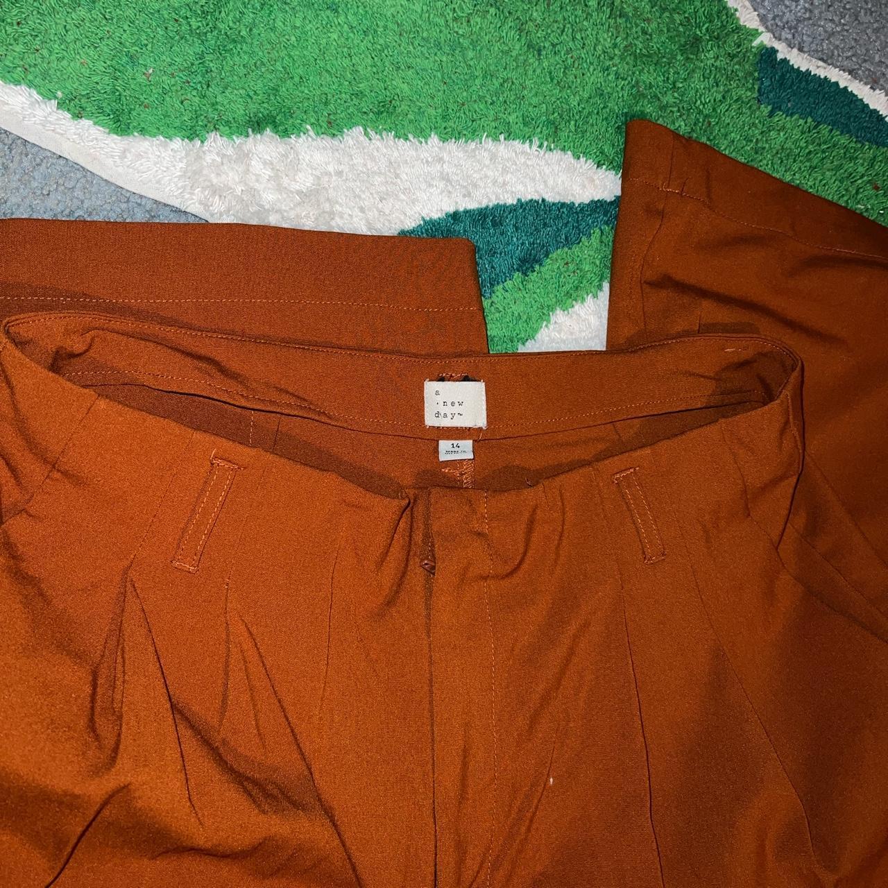 my favorite fall pants ^^ these are so comfortable... - Depop