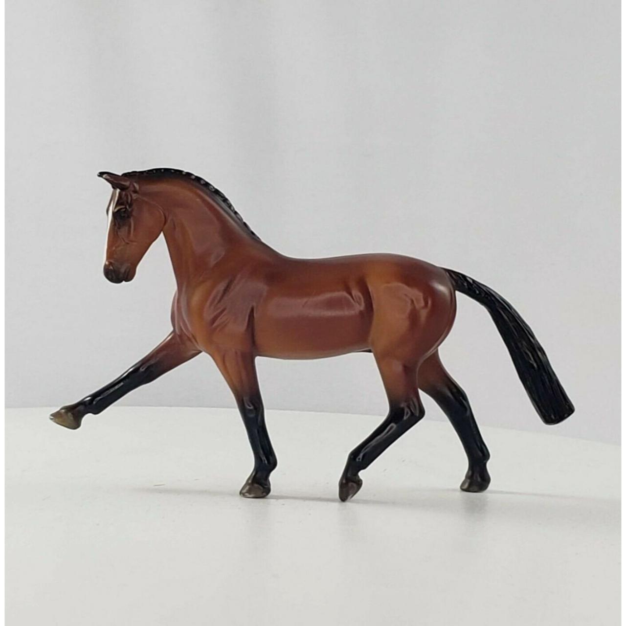 Breyer Stablemate Hanoverian Bay Horse #5609 It... - Depop